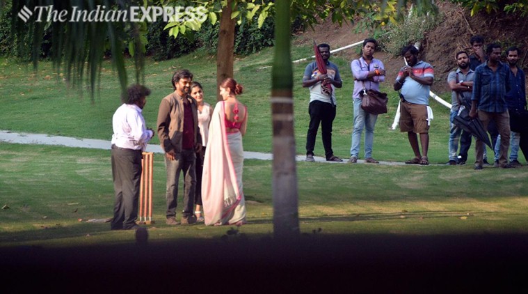 Rajinikanth and Nayanthara shoot for a cricket sequence in Darbar, see ...