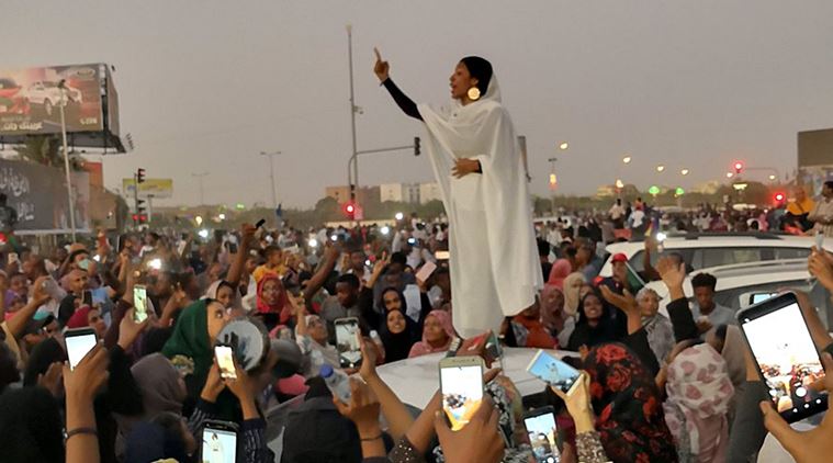 A photo of a young woman at the protests in Sudan has become a symbol ...