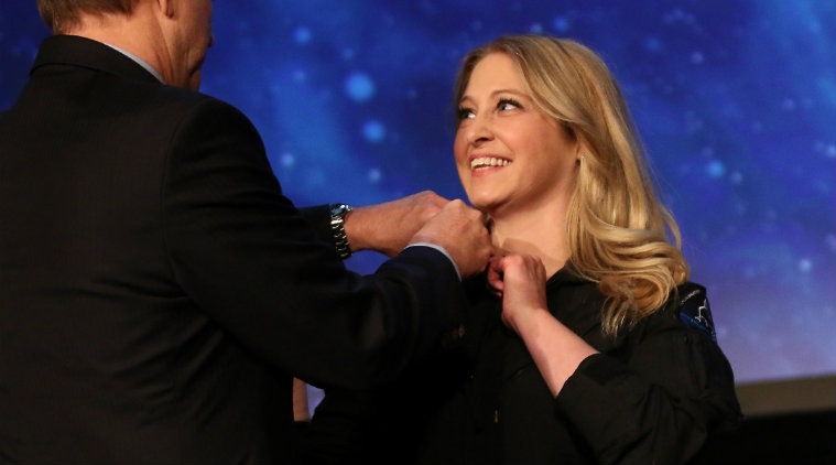 Virgin Galactic’s first test passenger gets commercial astronaut wings ...