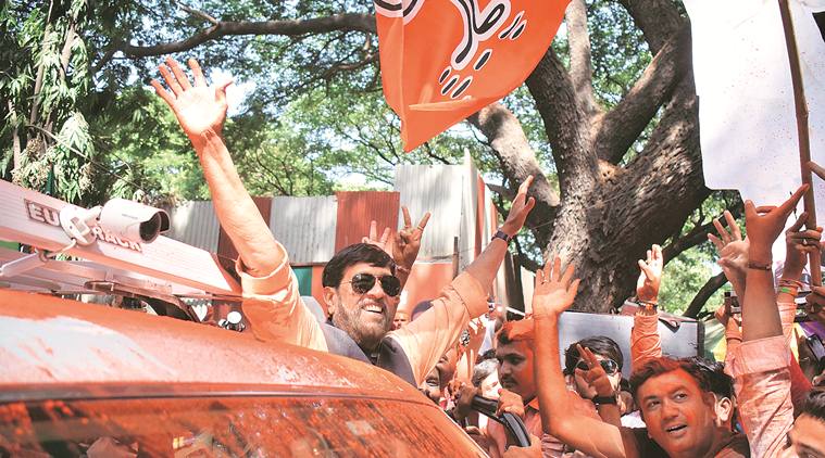 Record victory for Girish Bapat in Pune | Elections News - The Indian ...
