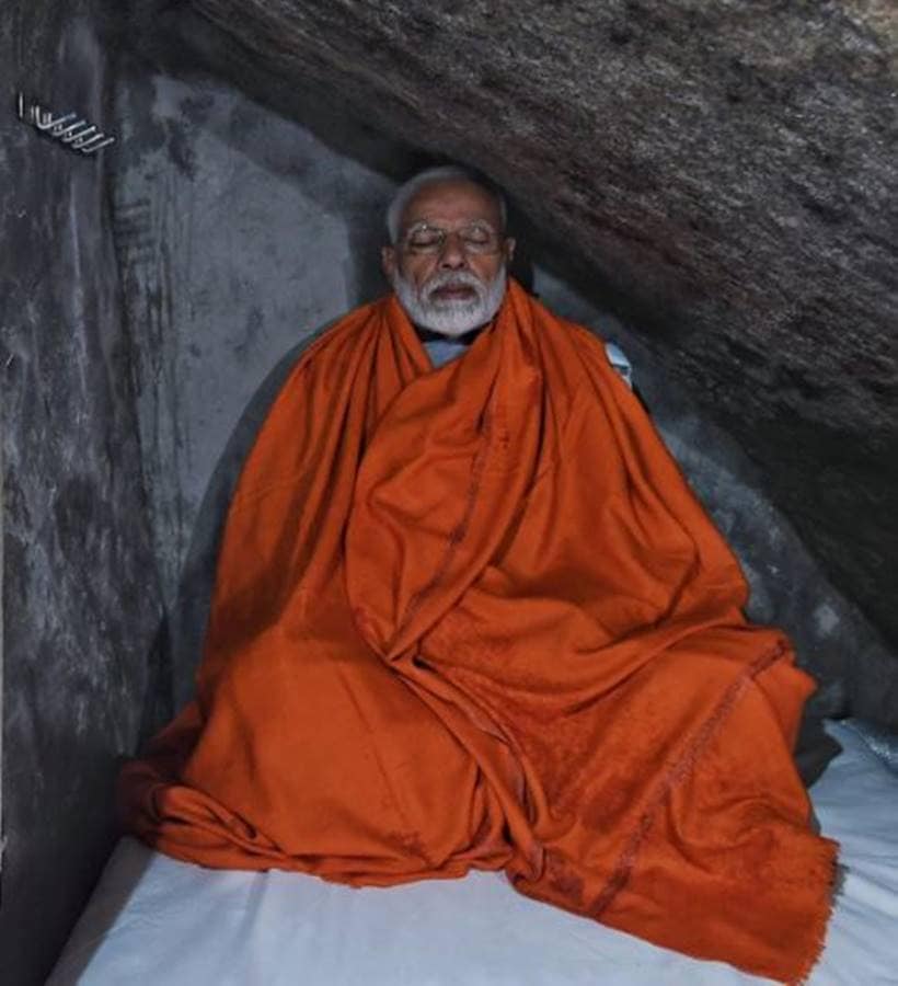 PM Narendra Modi in Kedarnath photos