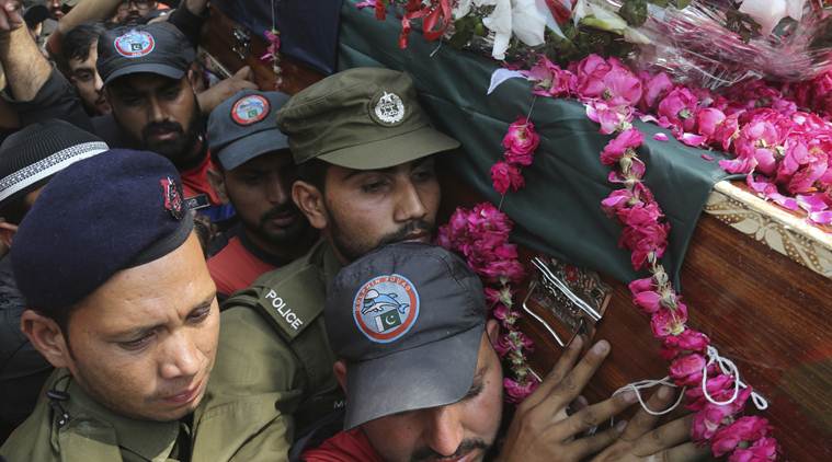 Pakistan: Death toll rises to 13 in Lahore Sufi shrine suicide attack ...