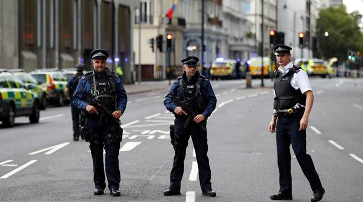 London police will track ethnicity of drivers they pull over | World ...