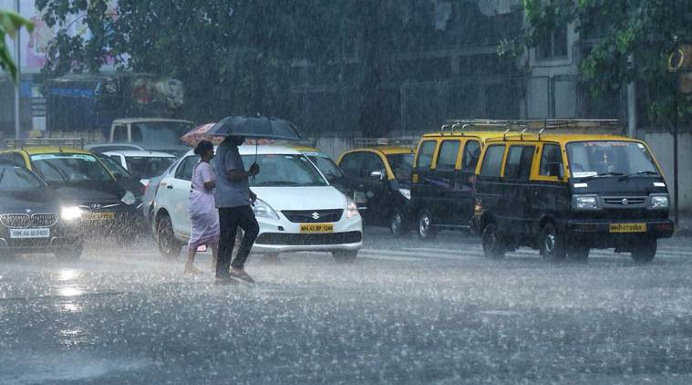 Mumbai: IMD issues warnings of ‘heavy’, ‘extremely heavy’ rainfall ...