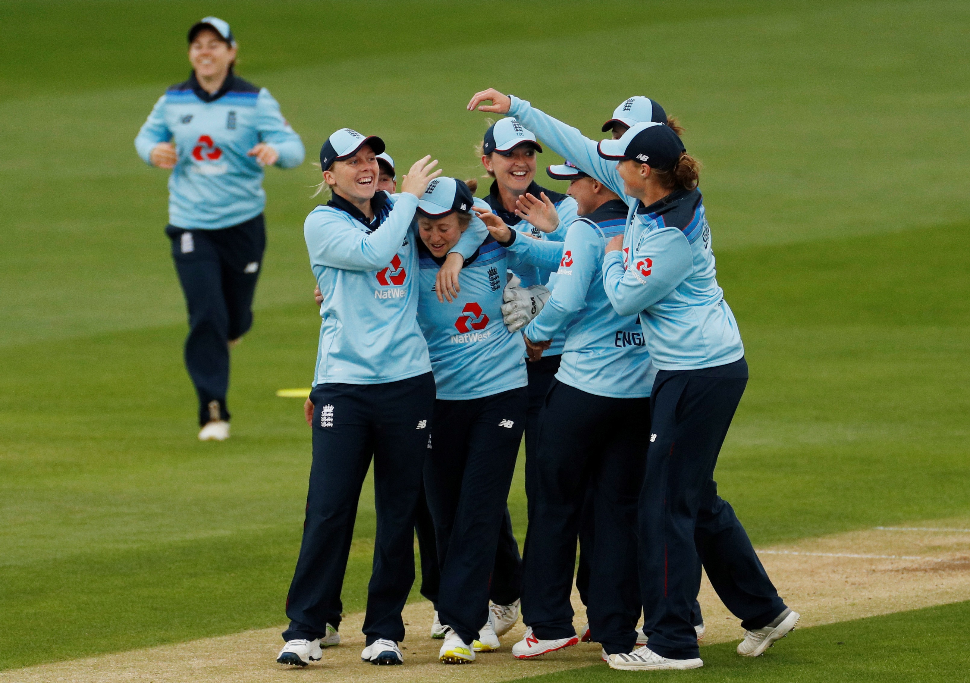 Fran Wilson pulls off brilliant catch during England’s drubbing of West ...