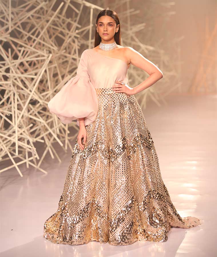 India Couture Week 2019: Aditi Rao Hydari walks the ramp for designer ...