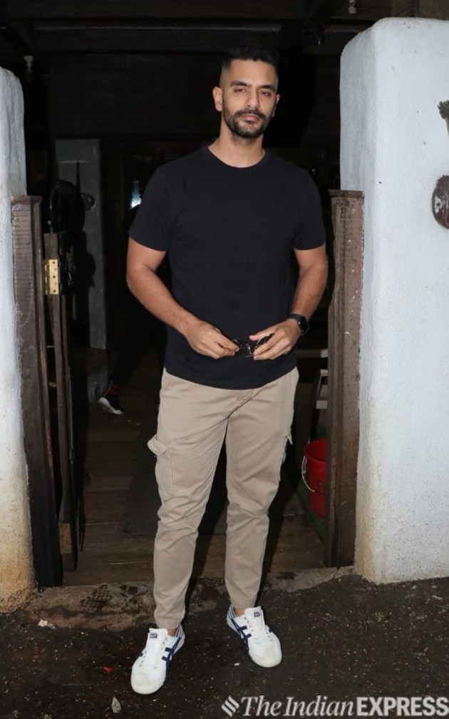 Celeb spotting: Shahid Kapoor, Malaika Arora, Tiger Shroff and others ...