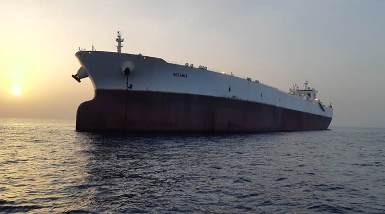 World’s biggest oil tanker starts 12,400-Mile trip to fuel-storage zone ...