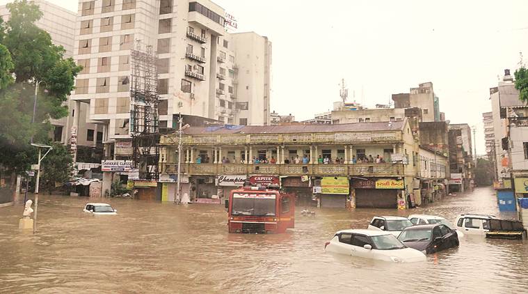 Vadodara: 499 mm rainfall over 24 hours wreaks havoc | India News, The ...
