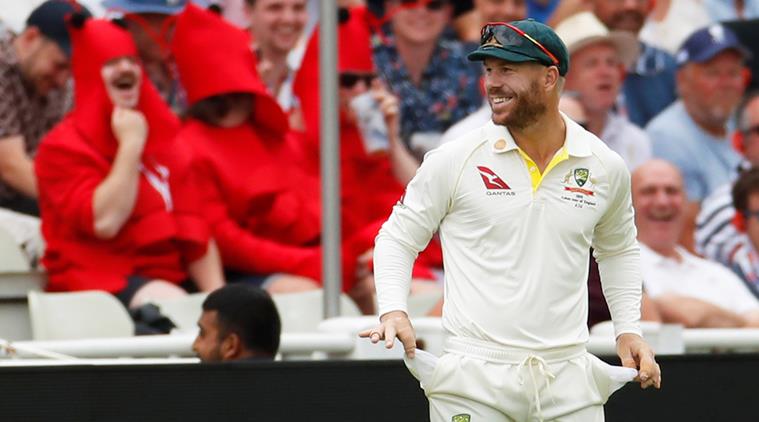Watch: David Warner shows empty pockets to boisterous English crowd ...