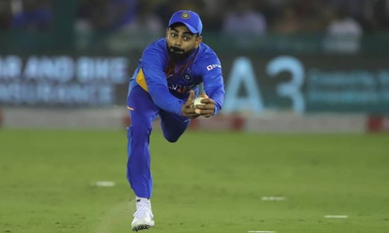 Watch: Virat Kohli takes stunning one-handed catch vs South Africa ...