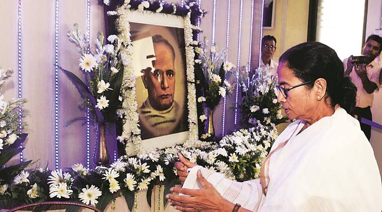 Birth anniversary of Vidyasagar: CM, Governor pay homage to creator of ...