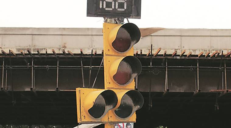 Delhi police sue firm over ‘faulty’ traffic signals, speed cams ...