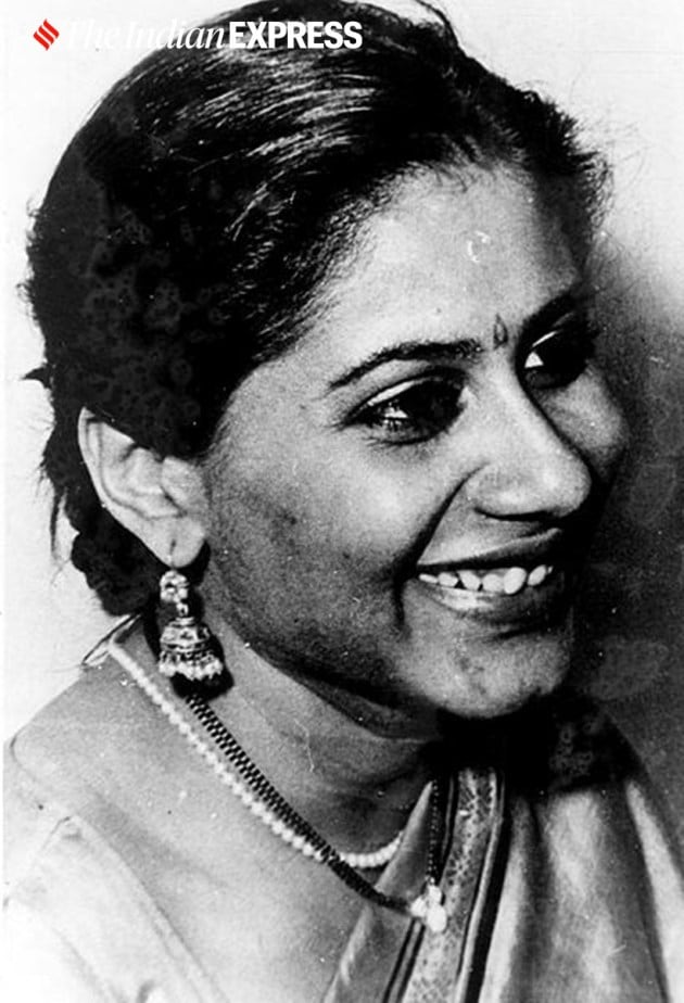 Rare photos of Smita Patil on her 64th birth anniversary ...