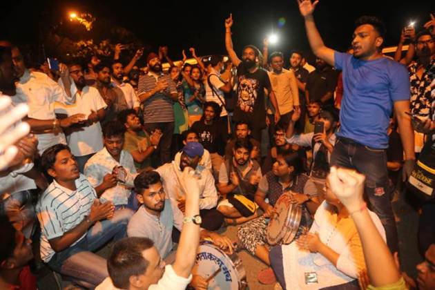 Mumbai: Protests at Aarey as felling of trees begin after HC clears ...
