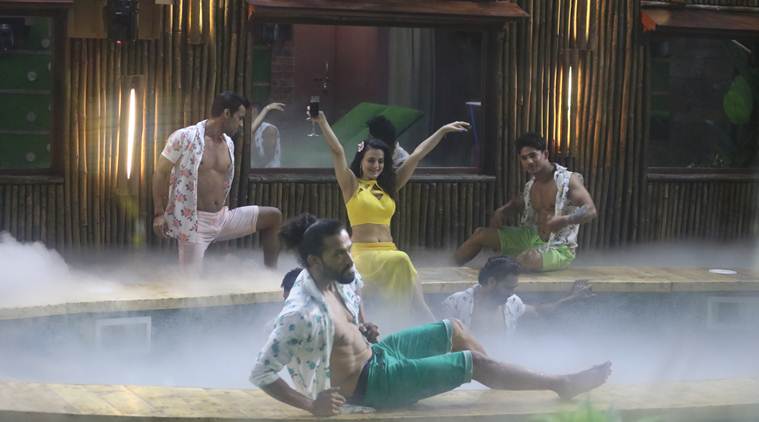 Bigg Boss 13 Day 1: Siddharth Dey and Paras Chhabra target Asim Riaz ...