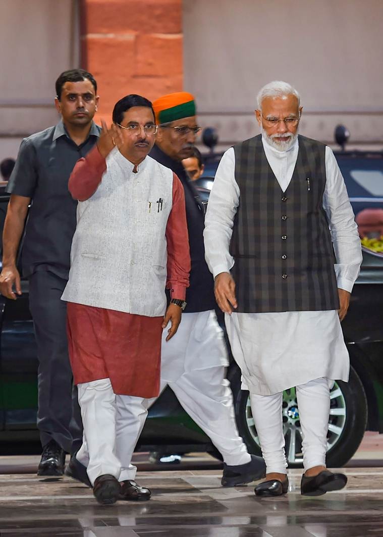 Winter Session from Monday, Lok Sabha Speaker chairs all-party meeting ...