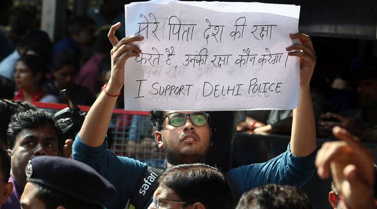 Capital’s police pour out in protest | India News - The Indian Express