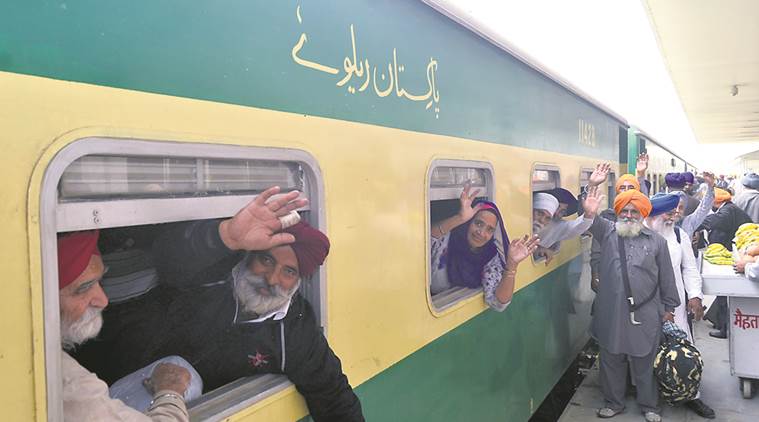 First Sikh jatha crosses to Pak, 10k likely to attend Corridor opening ...
