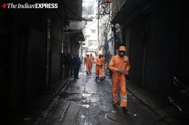 Delhi Anaj Mandi fire Today Live News Updates: Fire in Delhi Rani ...