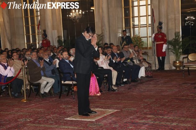 Amitabh Bachchan receives Dadasaheb Phalke Award | Entertainment ...