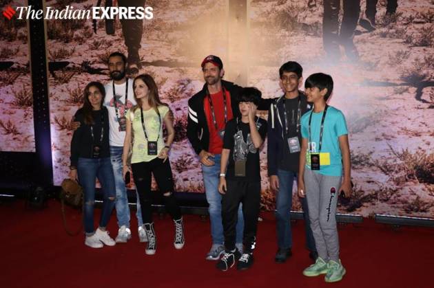 U2 India concert: Deepika Padukone, Ranveer Singh, Sachin Tendulkar and ...