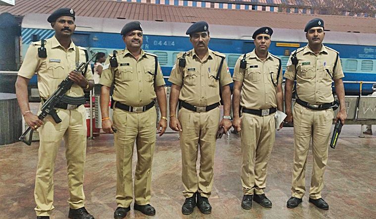 Railway security personnel at Hubli station to get body-cameras ... Railway security personnel at Hubli station to get body-cameras ...