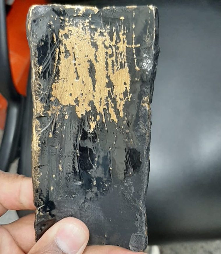 Hyderabad: False bomb scare foils ‘smuggling bid’, 1.5 kg gold ...