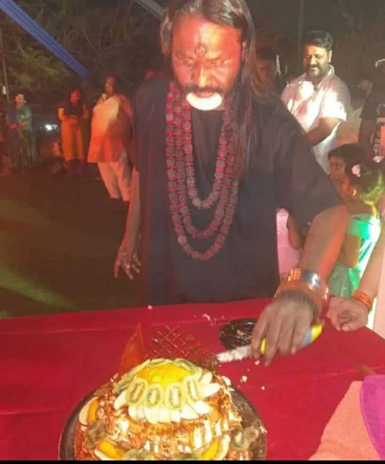 Delhi: Daati Maharaj booked for allegedly holding temple congregation ...