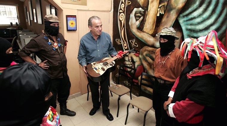 Mexican protest singer Oscar Chávez dies of COVID-19 at 85 | Music News ...