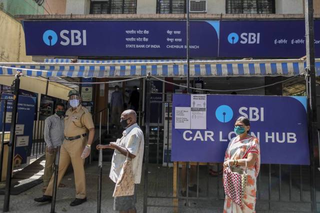 SBI introduces evaluation metrics for staff, plans VRS | Business News ...