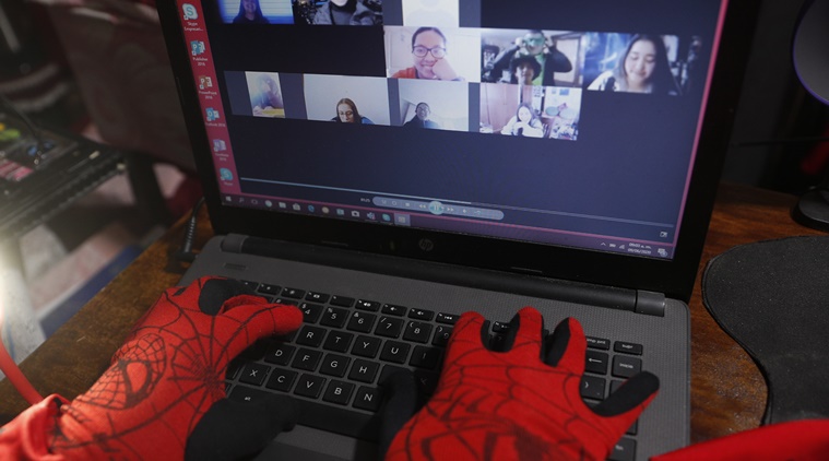 Spiderman to Green Lantern, Bolivian schoolteacher dresses up for ...