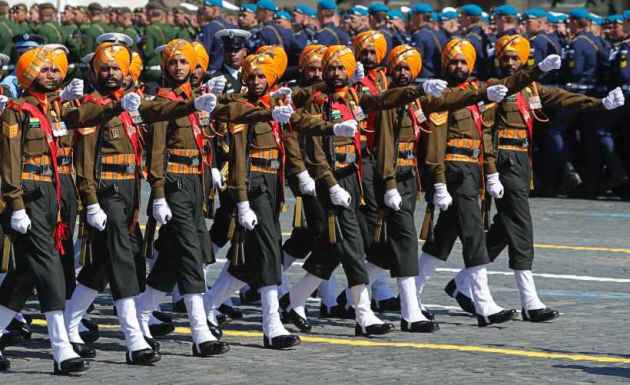 India’s Tri-Service contingent marches in Moscow on Victory Day | India ...