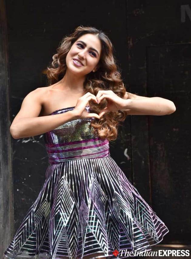 In pics: When Kareena Kapoor, Sara Ali Khan, Malaika Arora aced Amit ...