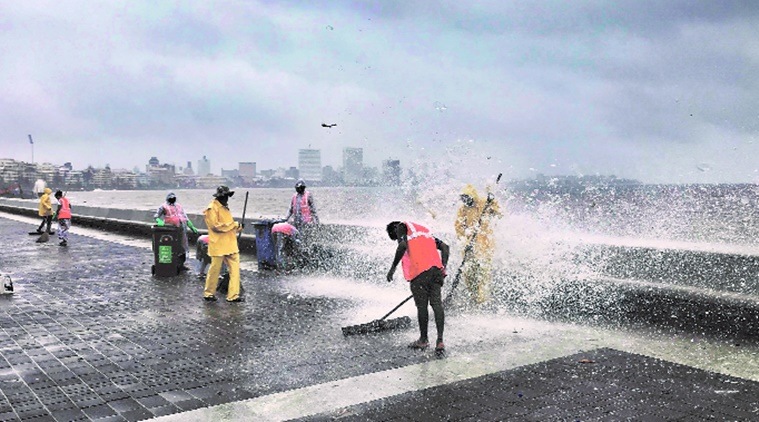 Heavy rain continues in Mumbai, coastal districts | Mumbai News - The ...
