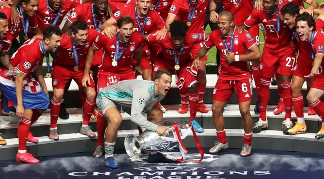 ‘What an achievement’: Football world reacts to Bayern celebrating ...