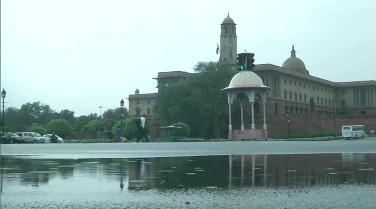 Delhi Weather Forecast Today update: Heavy rain lashes Delhi NCR ...