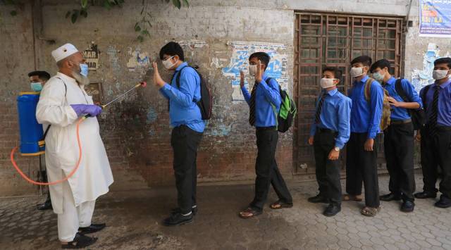 Pakistan reopens schools, universities after near-5 month COVID-19 ...