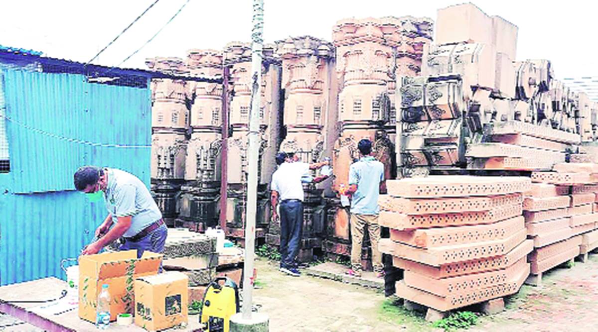 Ayodhya Trust plans to build 1,200 temple pillars by next March, finish ...