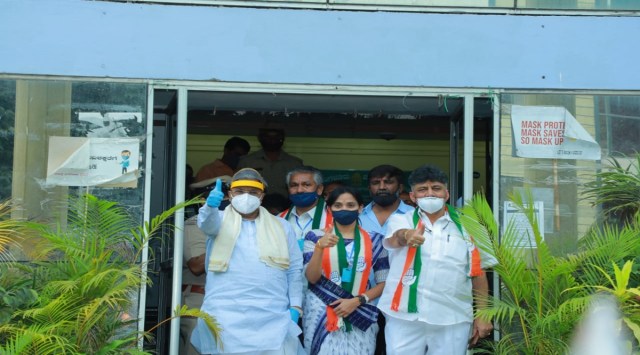 Karnataka bypolls: RR Nagar Congress candidate Kusuma and Siddaramaiah ...