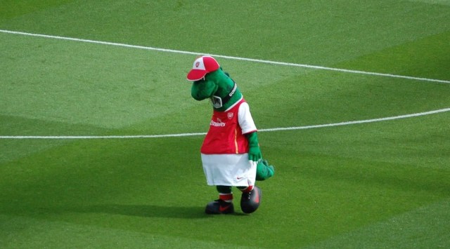 Arsenal fire club mascot Gunnersaurus to save money amid pandemic ...