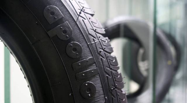 Apollo Tyres launches portal to foray into online sales space
