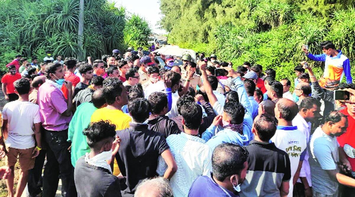 Around 20,000 take out march in Palghar against Vadhavan port, allied ...