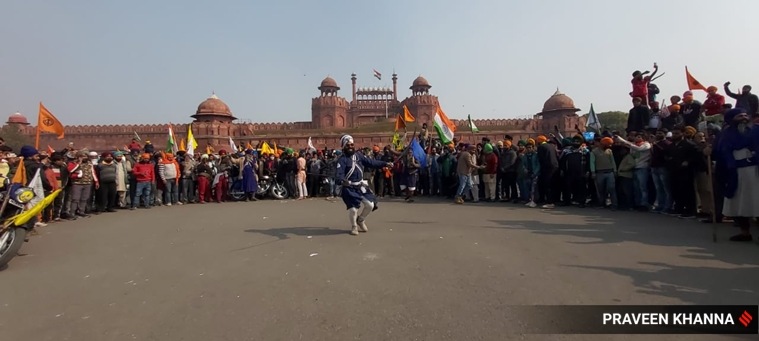 Farmers protest photos: What it looked like at Delhi’s Red Fort today ...
