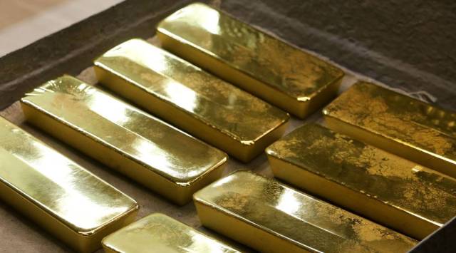 Gold rate today: Gold inches down as higher yields outweigh stimulus ...