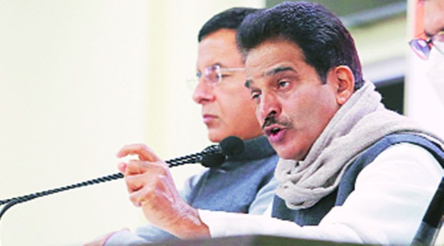 Cong leaders clash over party polls, CWC says chief by June | India ...