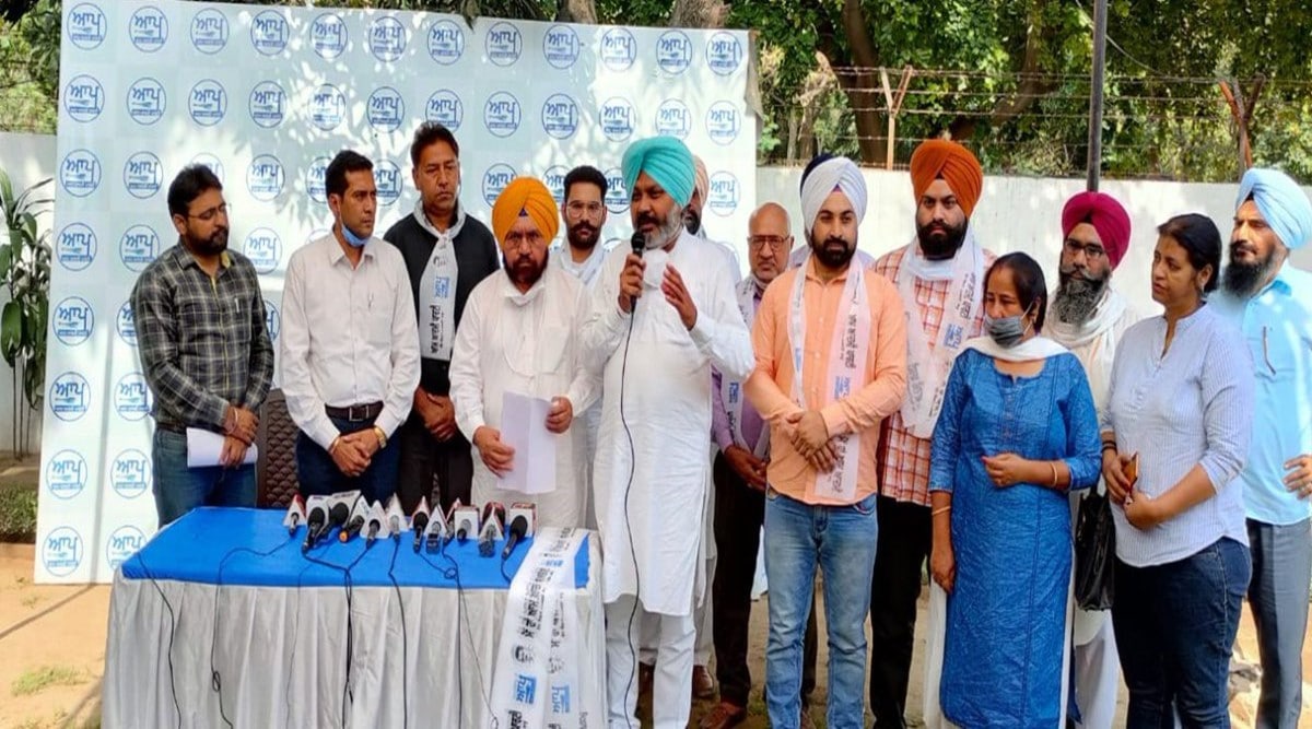 Patiala MP Preneet Kaur’s campaign manager joins AAP | Chandigarh News ...