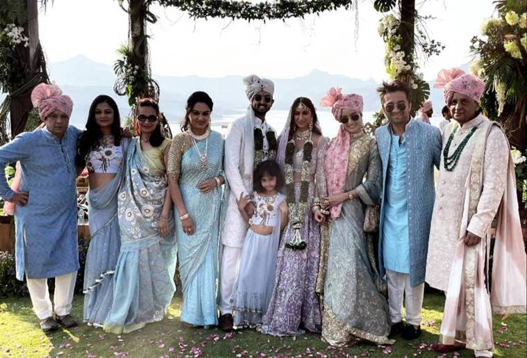 Shraddha Kapoor, Padmini Kolhapure share candid photos from Shaza ...