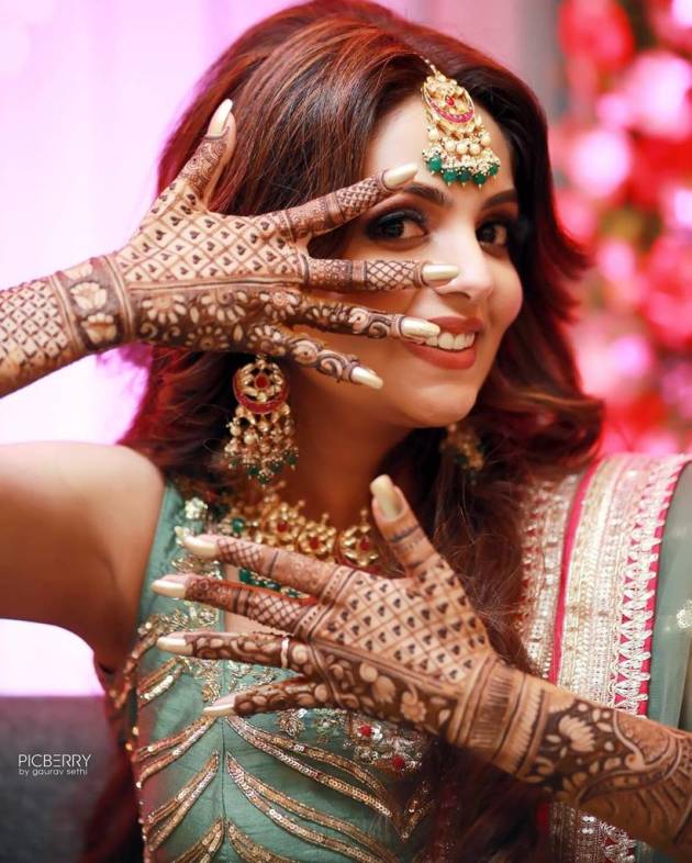 10 photos from Sugandha Mishra’s mehendi ceremony | Entertainment ...