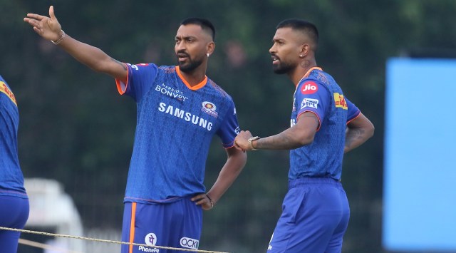 Hardik Pandya hasn’t bowled so far due to shoulder niggle: Mahela ...